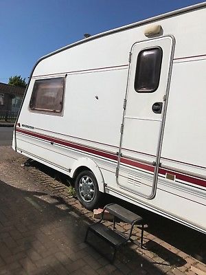 Swift Challenger 470 Se 2 Berth. Year 1995 – Touring Caravan