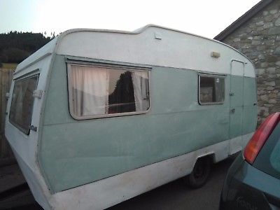 Retro Sprite Carvan 1970’s For Renovation! – Touring Caravan