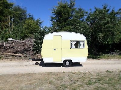 “daisy” The 1960s Vintage Sprite 4 Berth Classic 10ft Caravan Retro ...