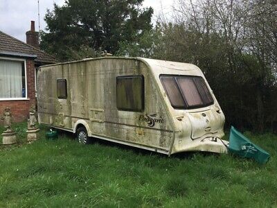 Bailey Pageant Vendee 2004 – Touring Caravan