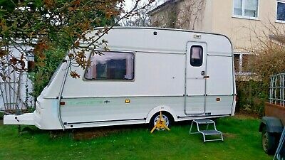 2 Berth Caravan. Lightweight. 1993 – Touring Caravan