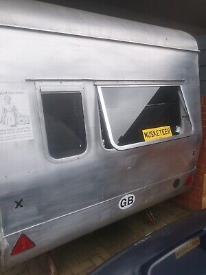 1970 Vintage Sprite Musketeer Classic Caravan – Touring Caravan