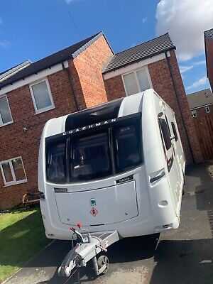 Caravan – 4 Birth Coachman Pastiche 560/4 – 2016 With Fixed Double Bed ...