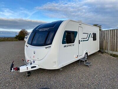Swift Sprite Major 4eb 2019 Island Bed – Touring Caravan