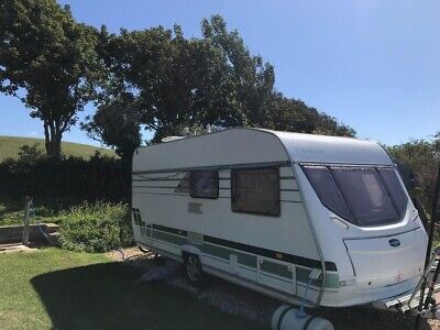 Lunar Chateau Caravan – Touring Caravan