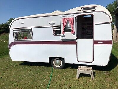 Vintage Classic Retro Caravan Avondale Mayfly 1970’s – Touring Caravan