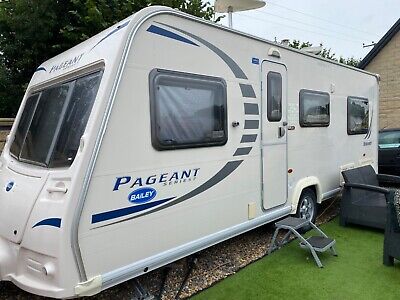 Bailey Pageant Burgundy Series 7 No Reserve! – Touring Caravan